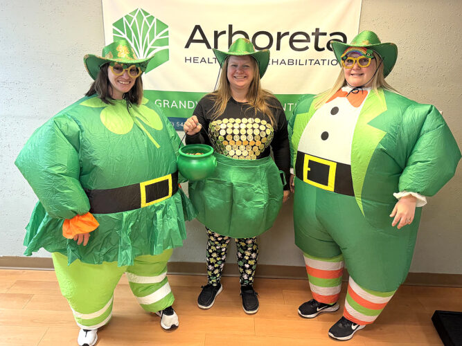 Sharing the luck o’ the Irish | News, Sports, Jobs - Messenger News